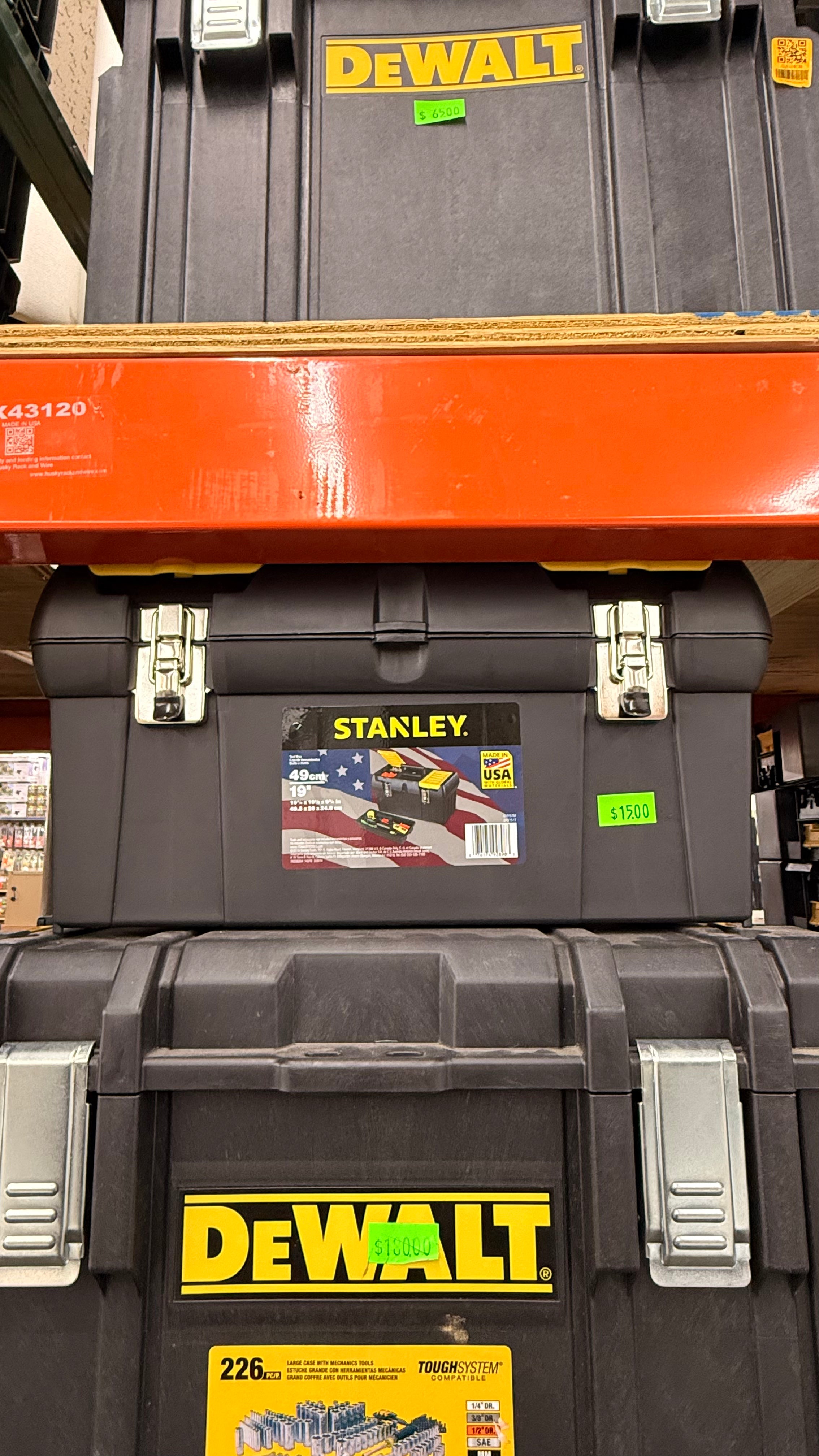 19" Stanley Tool Box – Livewire Surplus